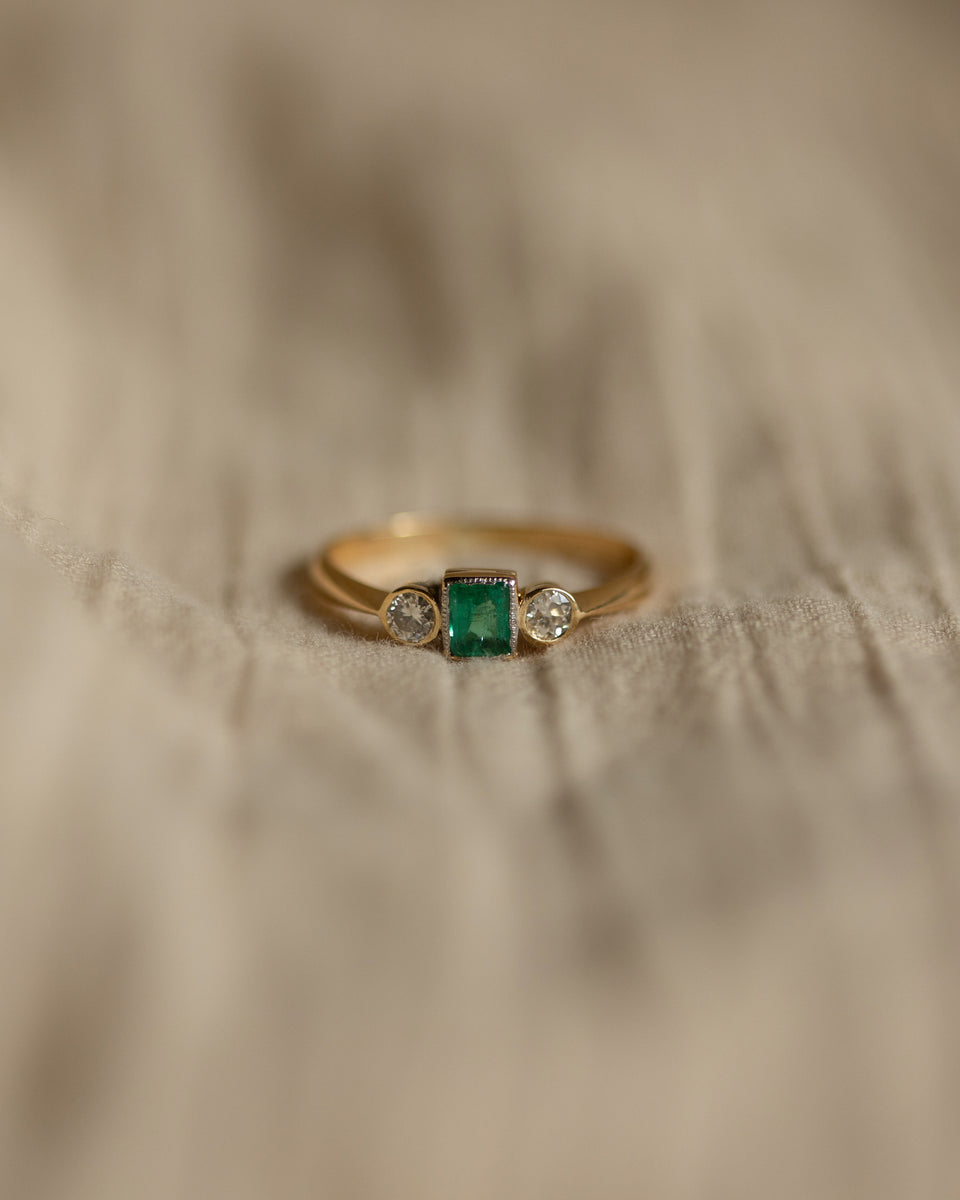 Marjorie Vintage 18ct Gold Emerald & Diamond Trilogy Ring | Rock n Rose