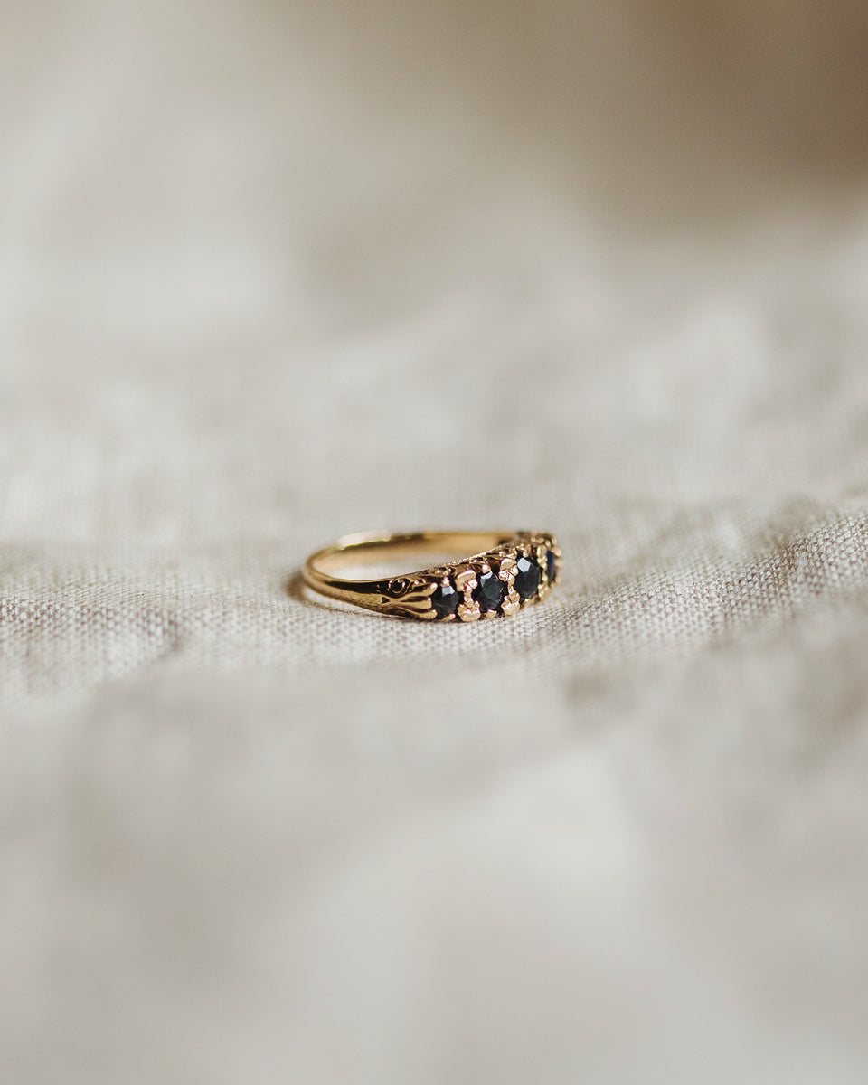 Emory 9ct Gold Sapphire Ring | Rock n Rose